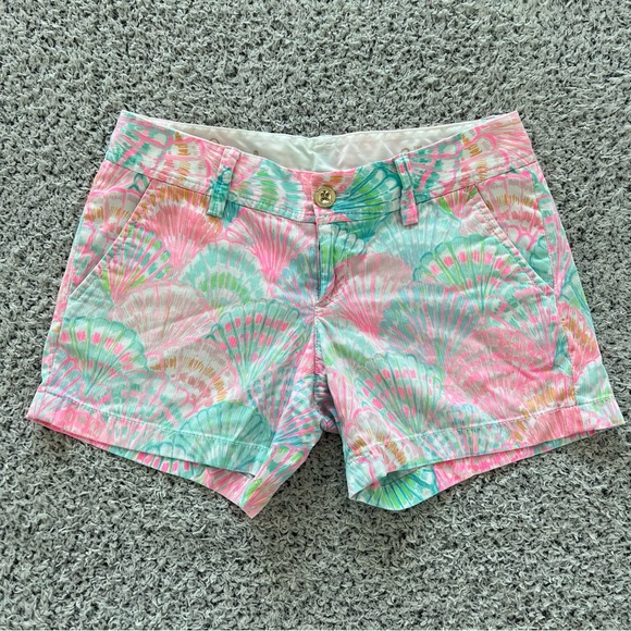 Lilly Pulitzer | Shorts | Lilly Pulitzer Callahan Shell Print Shorts ...